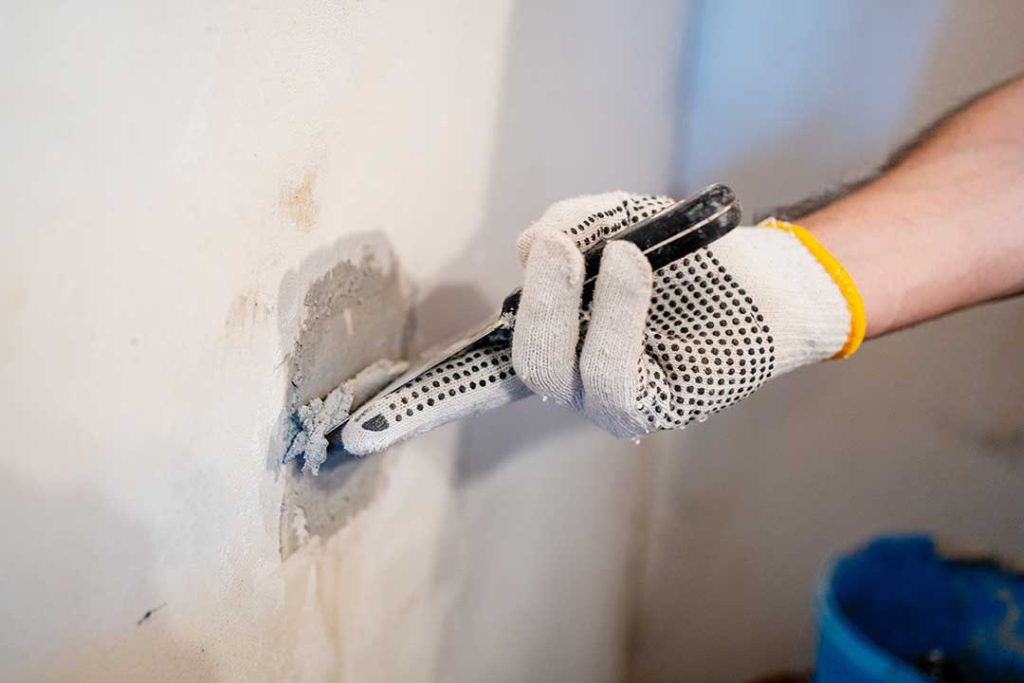 Plaster vs Filler: When a “Quick Fix” Won’t Last | SB Decorations